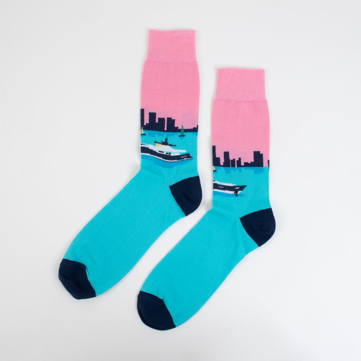 Velvet Vice – Velvet and White